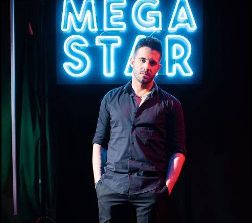 «MEGA STAR» με καλεσμένο τον Γιώργο Λιβάνη