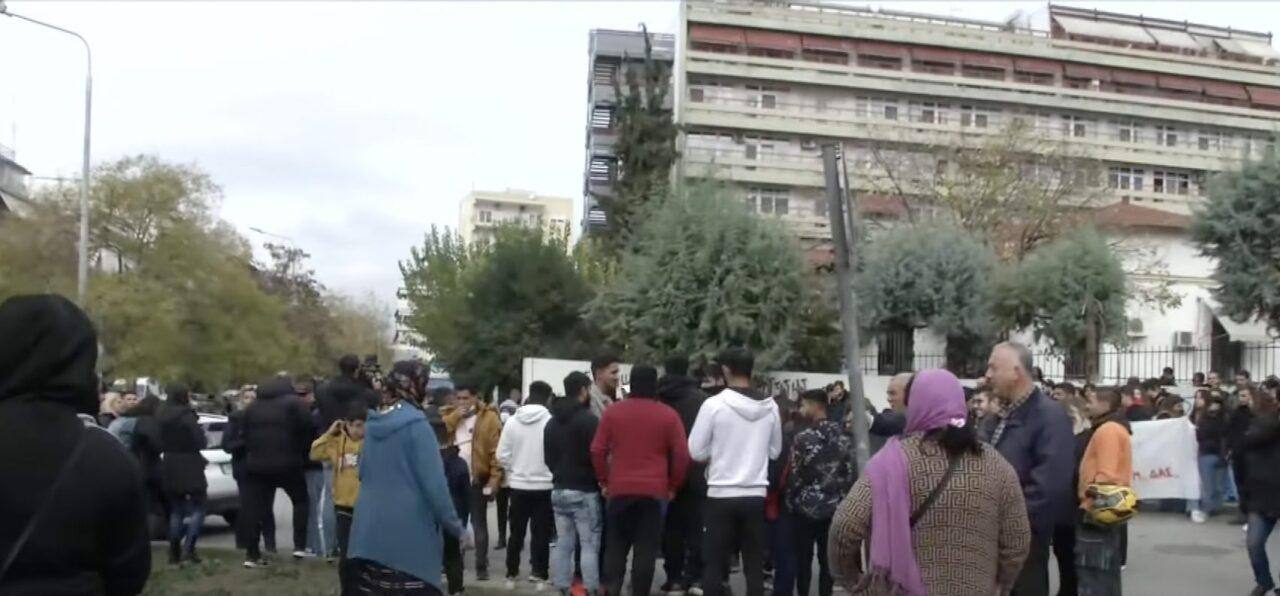 Ρομά : Ο πυροβολισμός του 16χρονου και οι καταστροφές