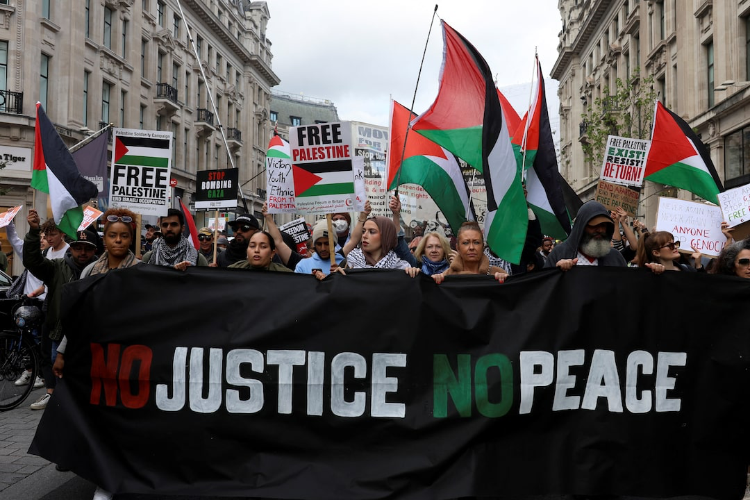 Quds News Network - Most Britons View Israel’s Assault on Gaza as ...
