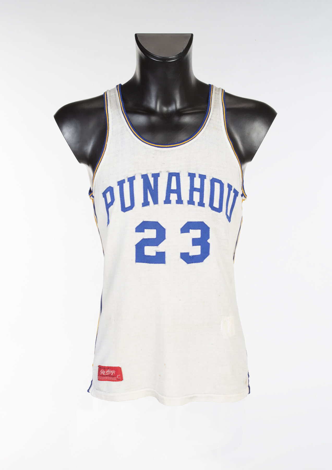 BARACK OBAMA 1978-1979 GAME WORN HIGH SCHOOL BASKETBALL JERSEY AND YEARBOOK