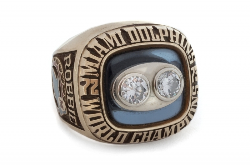 JOSEPH ROBBIE 1973 MIAMI DOLPHINS SUPER BOWL VIII CHAMPIONSHIP RING