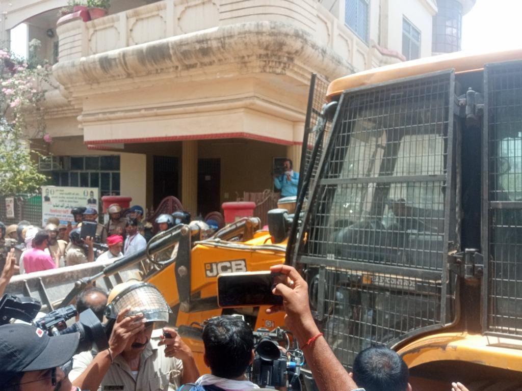 "Targeting Muslim spaces...": Bulldozer ran over home of Javed Mohd ...