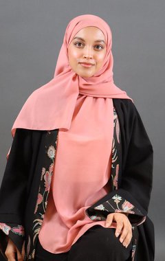 Shahad is an Actor & Model from Riyadh - Mixfame.com