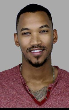Xavier is an Actor & Model from Dubai - Mixfame.com
