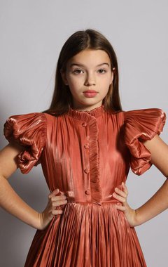 Evie is an Actor & Model from Dubai - Mixfame.com