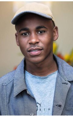 Luzuko is an Actor & Model from Cape Town - Mixfame.com