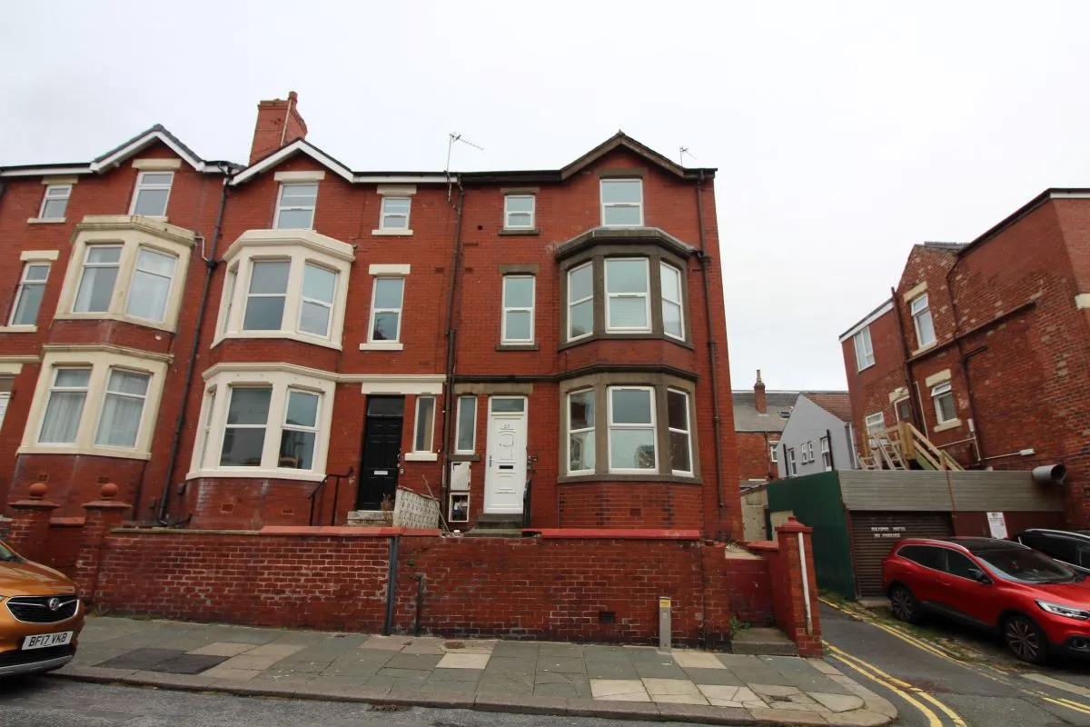 23 Alfred Street, Blackpool, Lancashire, FY1 4LL - Online Auctions