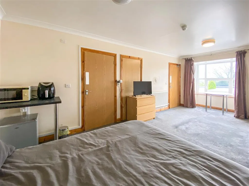 Wellington House, 2, Arthur Street, PEMBROKE DOCK, Dyfed, SA72 6EN