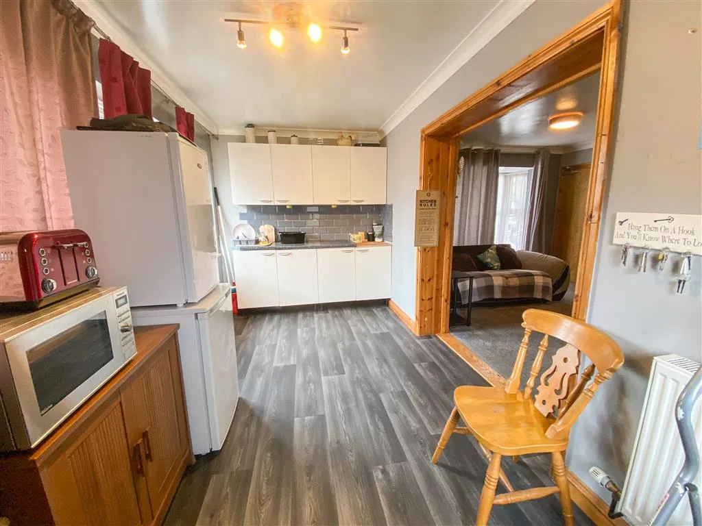Wellington House, 2, Arthur Street, PEMBROKE DOCK, Dyfed, SA72 6EN