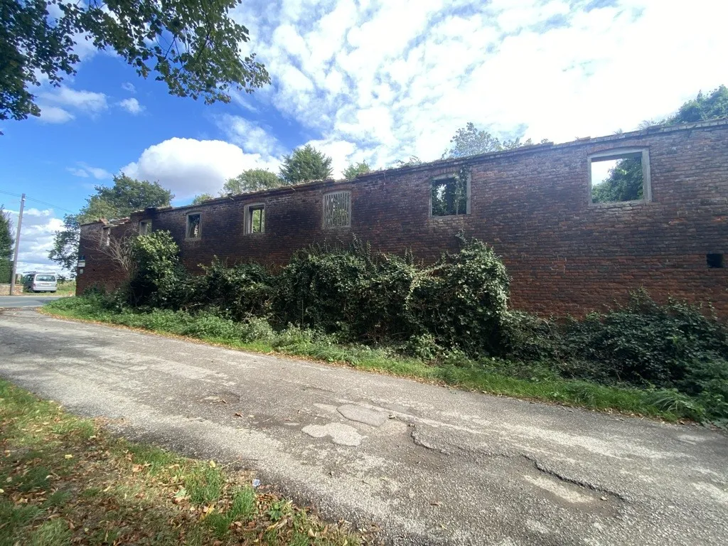 Site On The West Side Of The Hall, Justice Lane, Whitgift, Goole, East ...