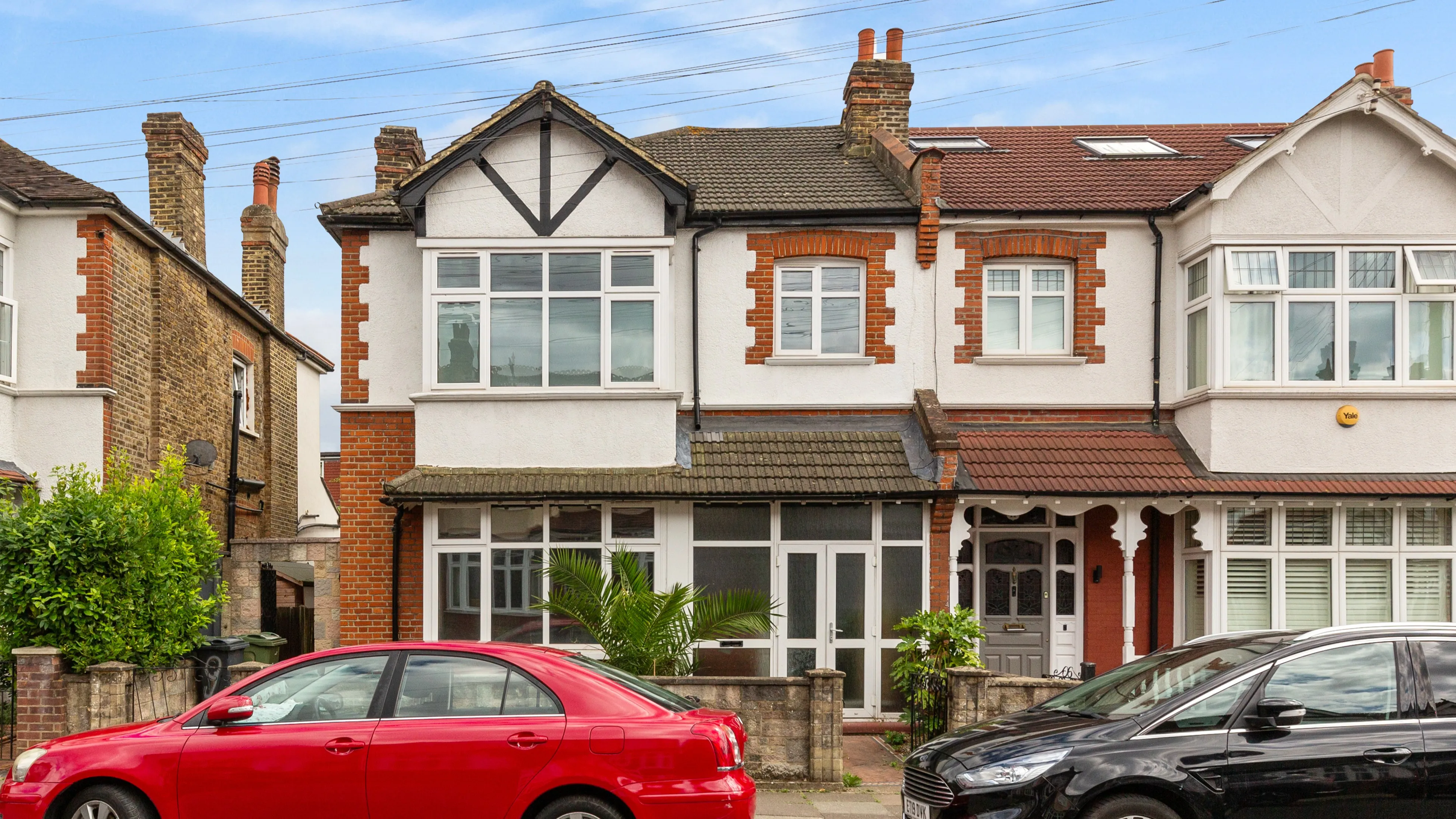 9 Arragon Gardens, Streatham, London, SW16 5LY