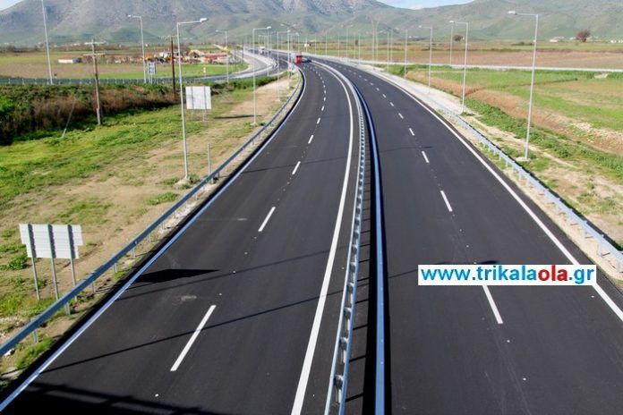 Συντηρεί τον οδικό άξονα Τρικάλων – Ιωαννίνων με έργο προϋπολογισμού ...