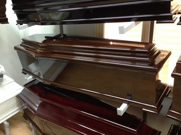 Μπέρδεψαν τα φέρετρα σε κηδεία σε χωριό της Βοιωτίας… | Trikalaola.gr