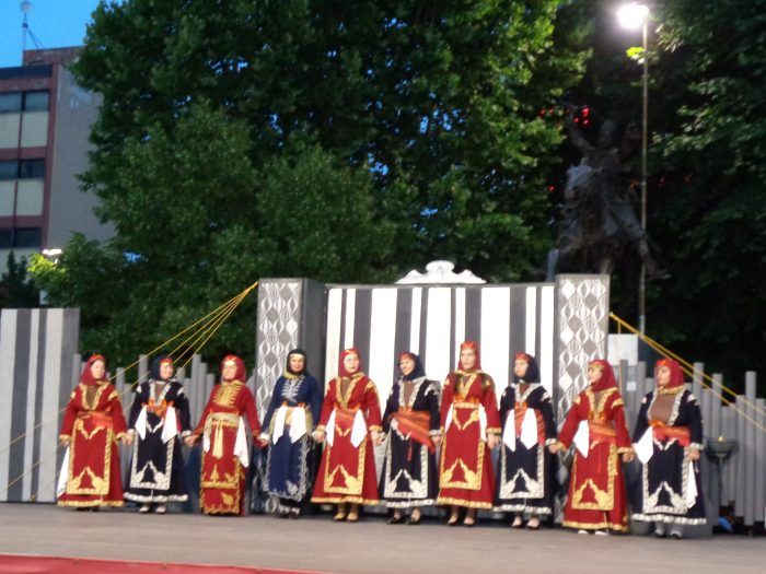 54η Διεθνής Γιορτή Πολιτισμού Καραϊσκάκεια: Η Καρδίτσα αντιστέκεται ...