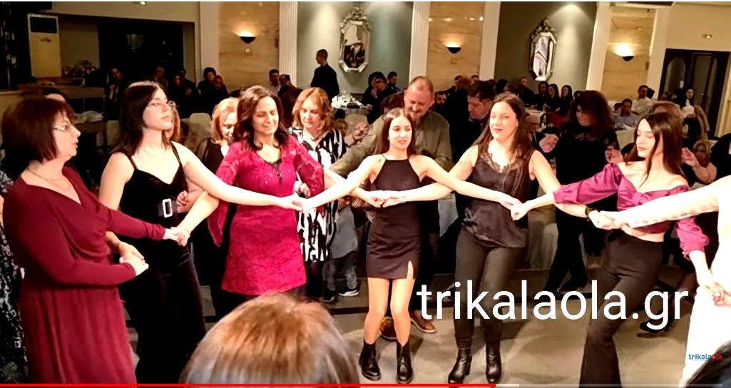 ΝΕΟ ΒΙΝΤΕΟ… Τζούρτζια Ασπροποτάμου (Αγία Παρασκευή) ΦΑΤΑ, κοπή πίτας ...