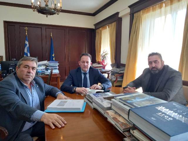 Στον αναπληρωτή υπουργό Εσωτερικών Στέλιο Πέτσα ο δήμαρχος Πύλης