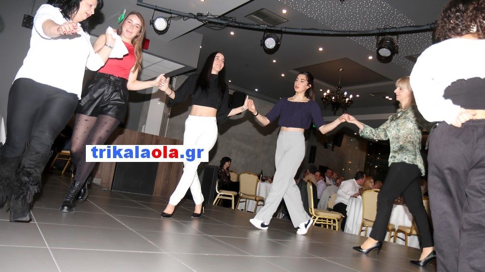 ΝΕΟ ΒΙΝΤΕΟ…. Ετήσιος χορός, κοπή πίτας Πολιτιστικού Συλλόγου Πύρρας ...