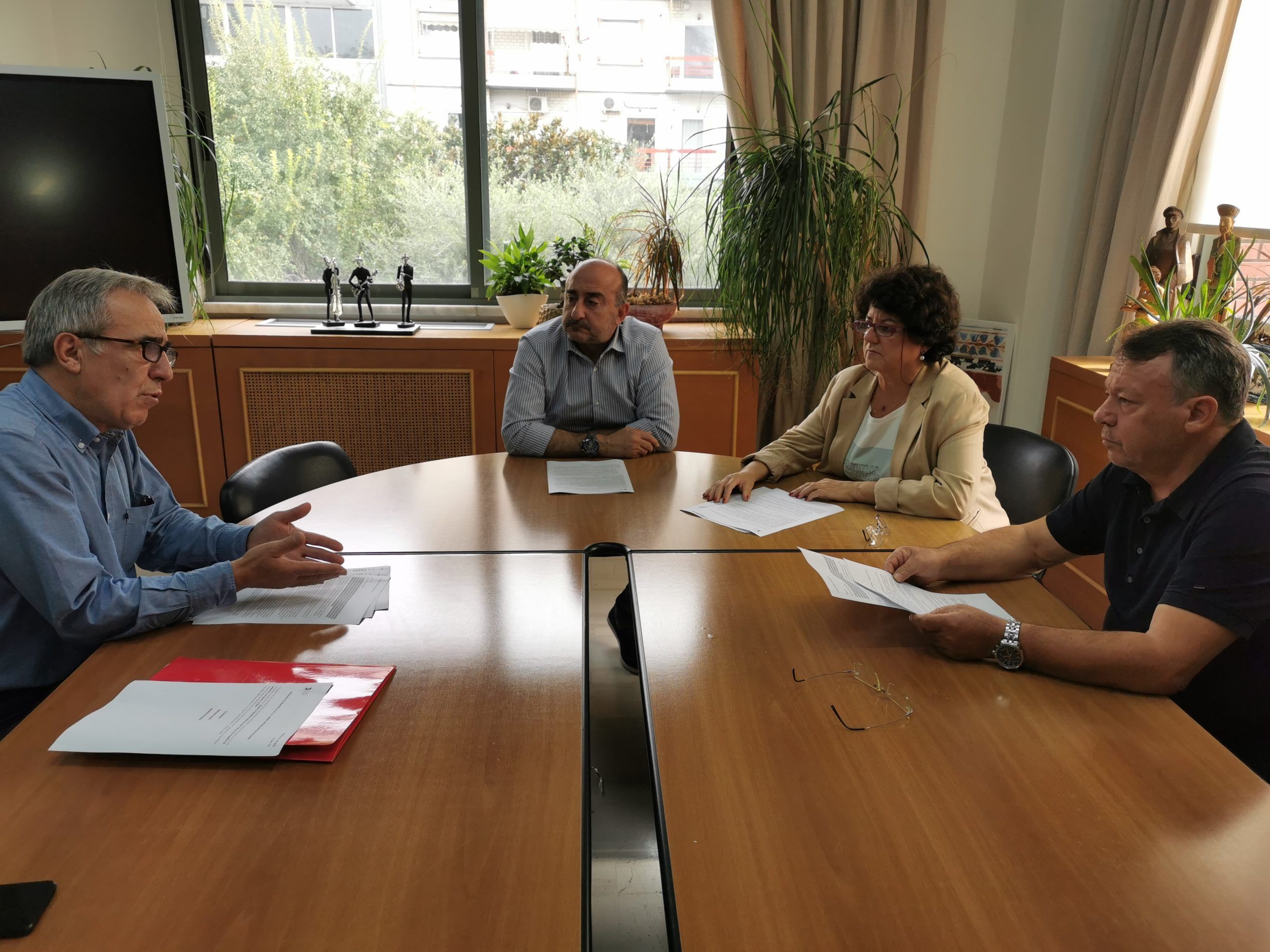 “Πρώτη” του Νίκου Σακκά ως προέδρου του ΔΣ του Μουσείου Τσιτσάνη ...