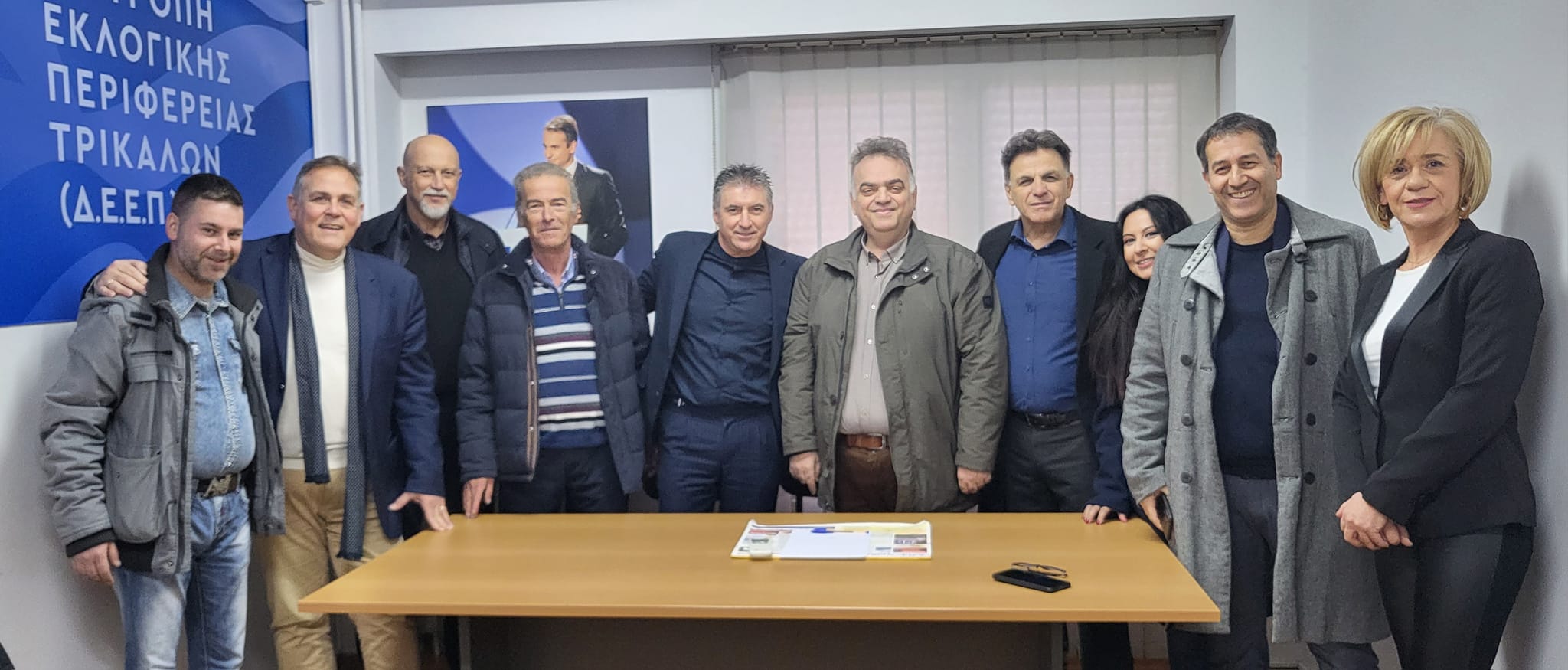 Τα γραφεία της ΔΕΕΠ Τρικάλων ο Θοδωρής Ζαγοράκης