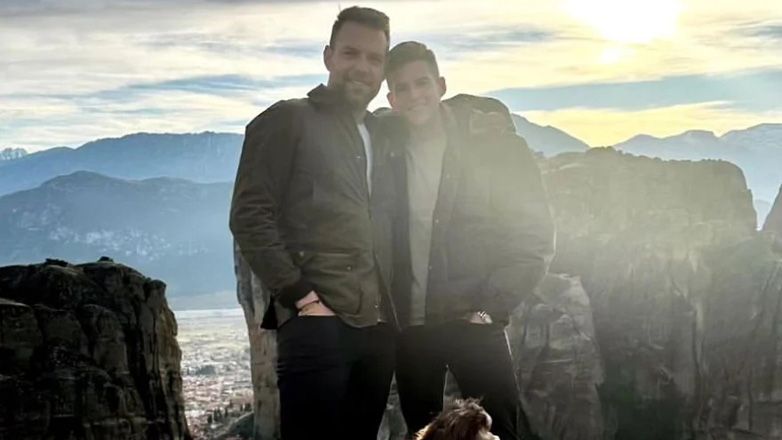 Στα Μετέωρα, μαζί με τον Τάιλερ, ο Κασσελάκης