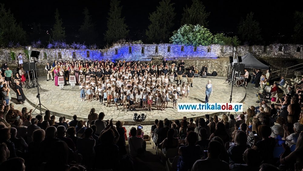 «Άρχισαν τα όργανα» μουσικοχορευτική παράσταση του ΧΟΤ στο Φρούριο ...