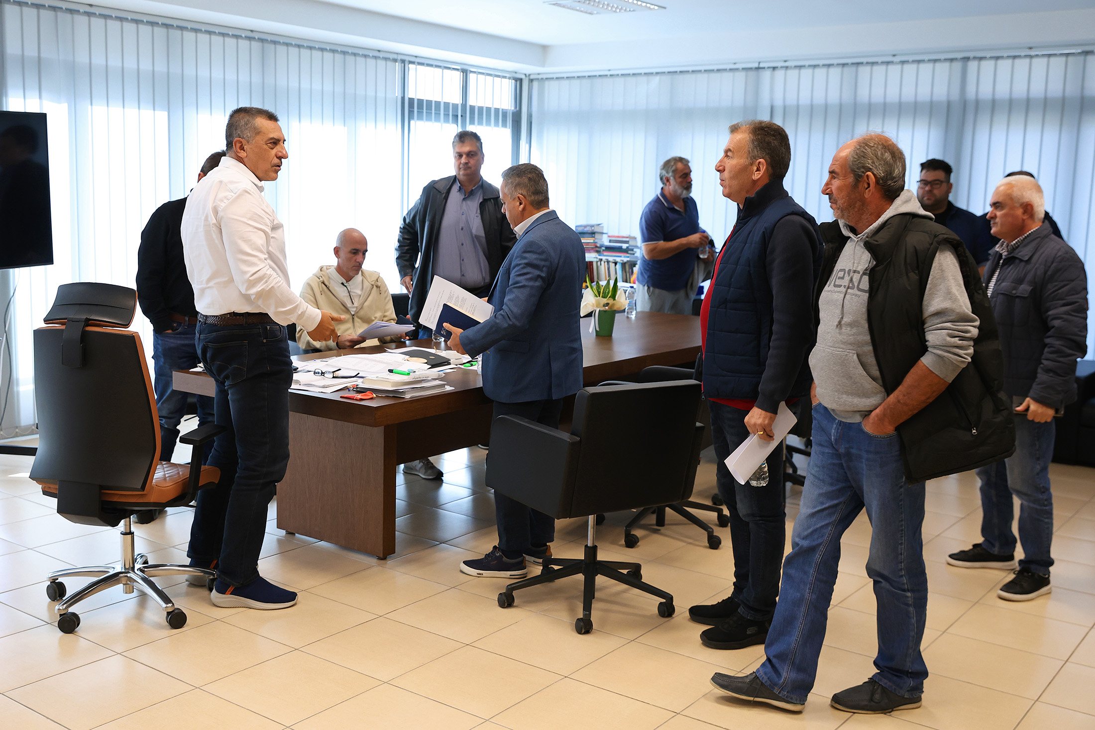 Επιστολή Κουρέτα στο ΥΠΑΑΤ για την αδειοδότηση σταβλικών εγκαταστάσεων