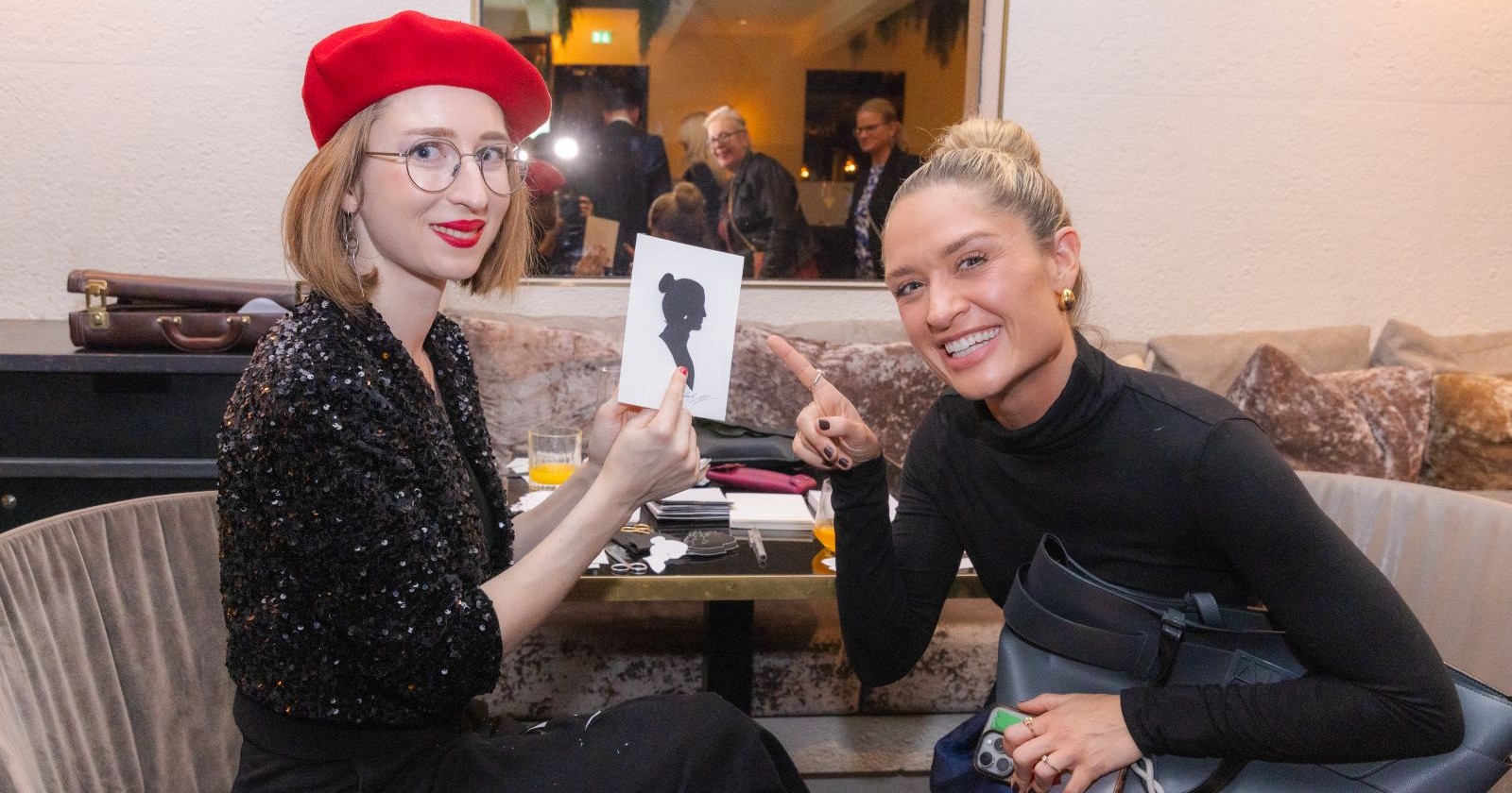 Dominik Heinzl kriegt die Krise beim VIP-Empfang | weekend.at