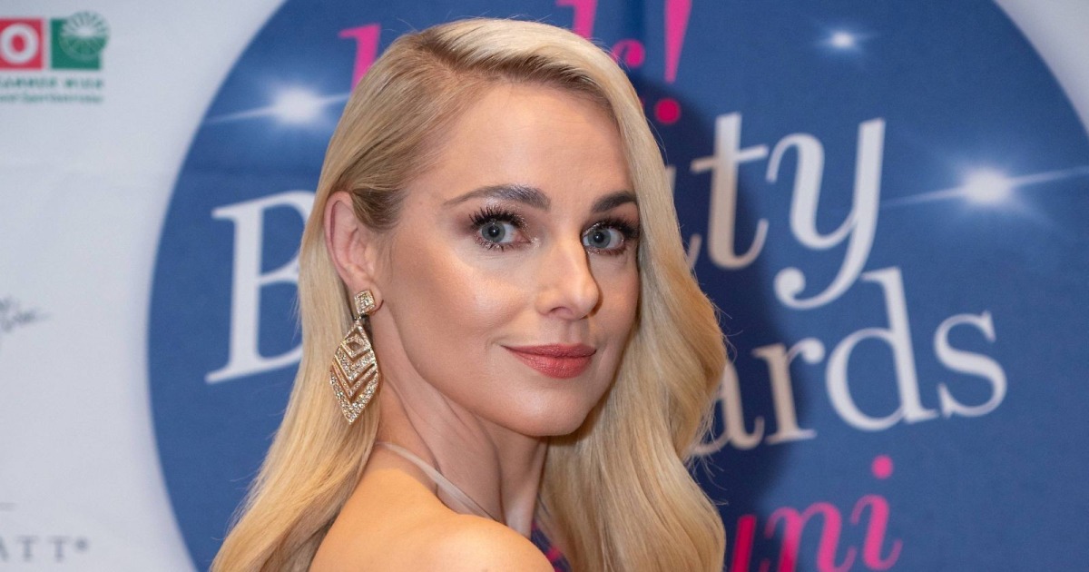 Silvia Schneider zeigt sich beim Eisbaden | weekend.at