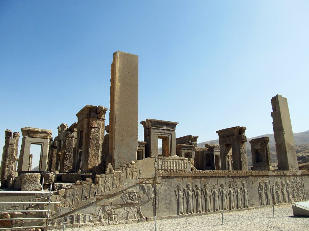 Persepolis: Unesco World Heritage Site Travel Guide